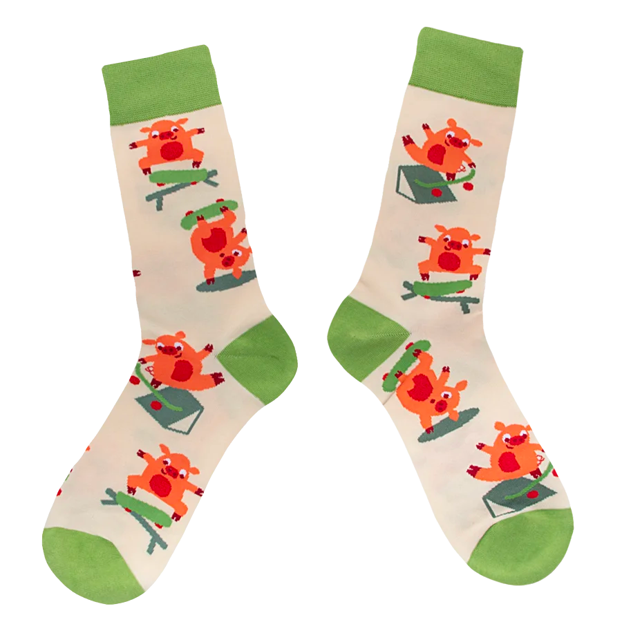 Skateboarding Pig Socks | Sock Rocket
